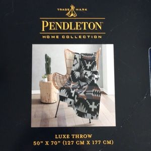 Pendleton | Bedding | Nwt Pendleton Luxe Throw Blanket 5x70 | Poshmark